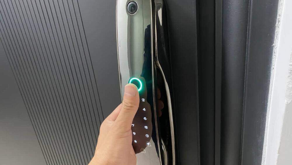 The Difference Between IP65 and IP67 Smart Lock - OjiSmart